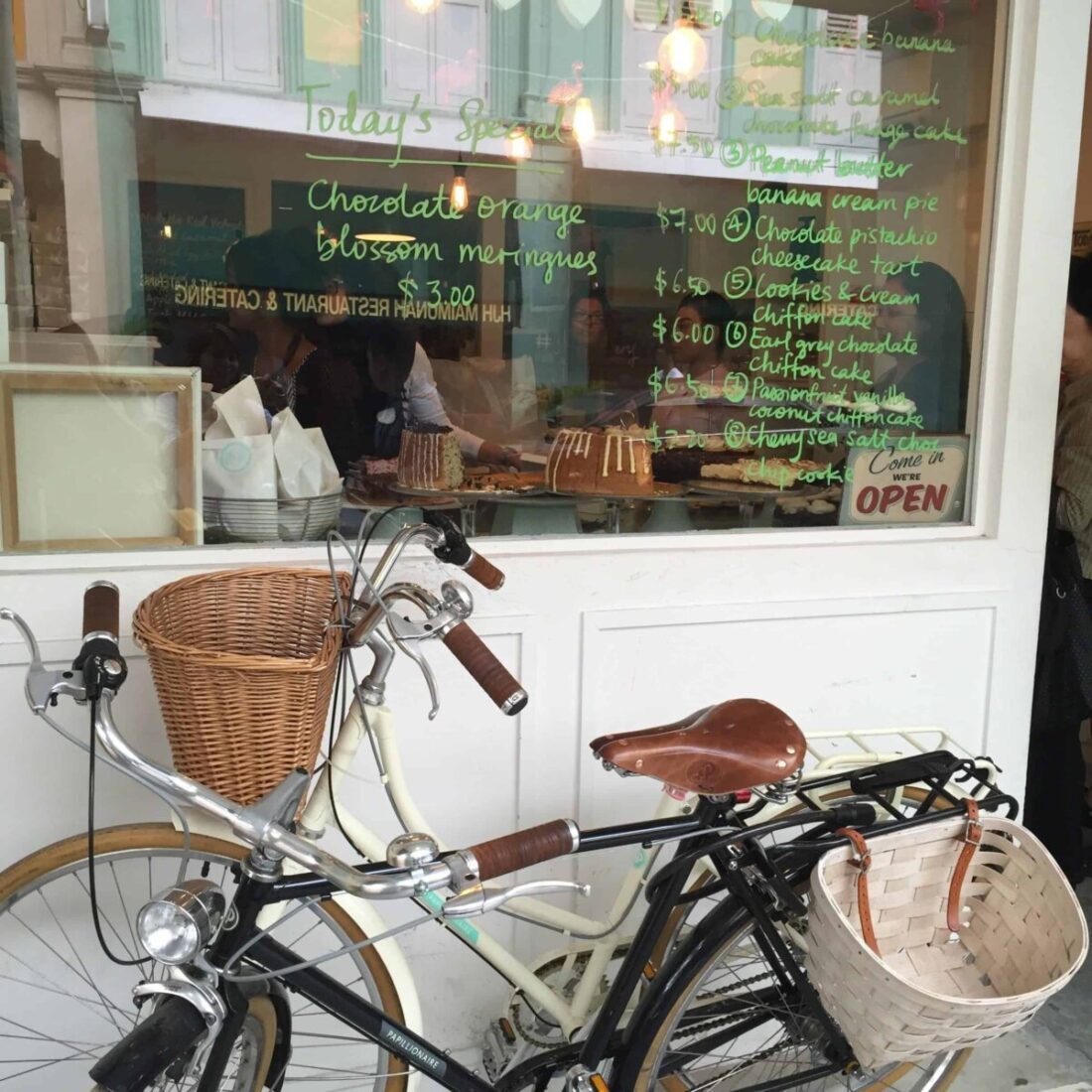 Don’t Miss These 5 Halal Food Places In Singapore